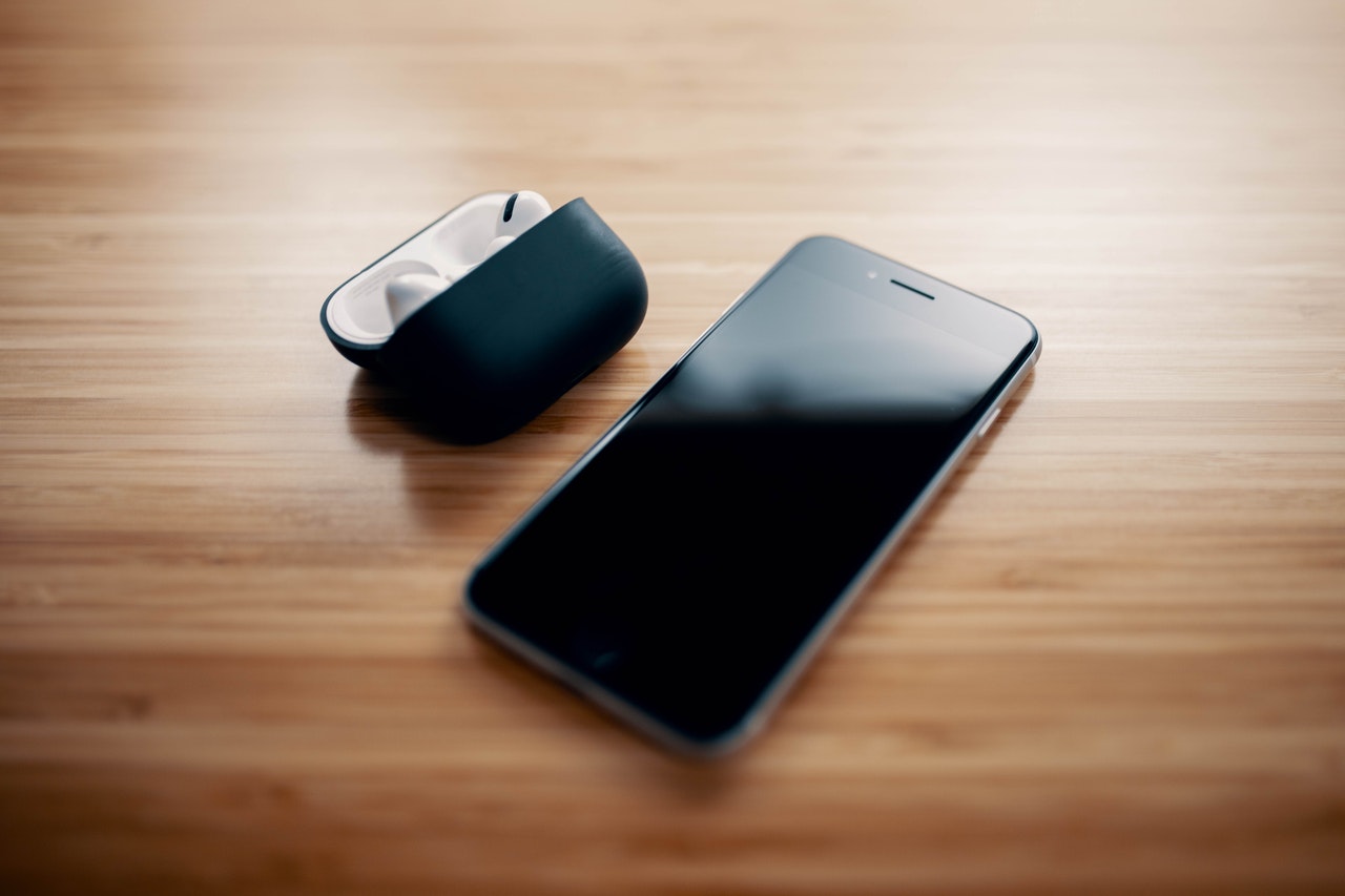 Wireless Earbuds: What Should You Look For When Buying - West Tech Fest ...
